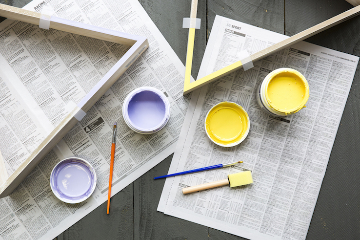 Tips/Diy projects/Diy triangle shelves - British Paints